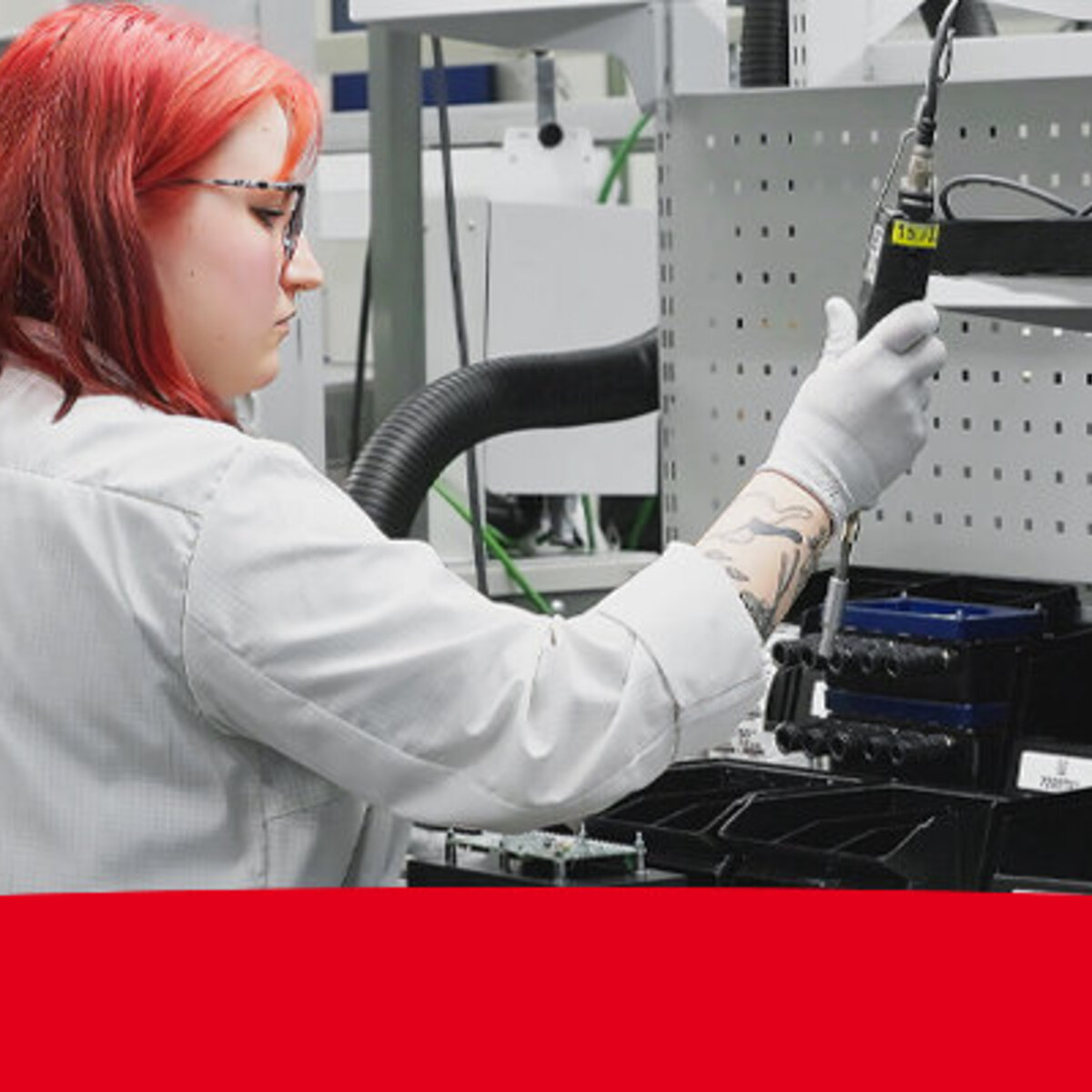 4 reasons ESD grounding is critical for industrial workstations | Treston