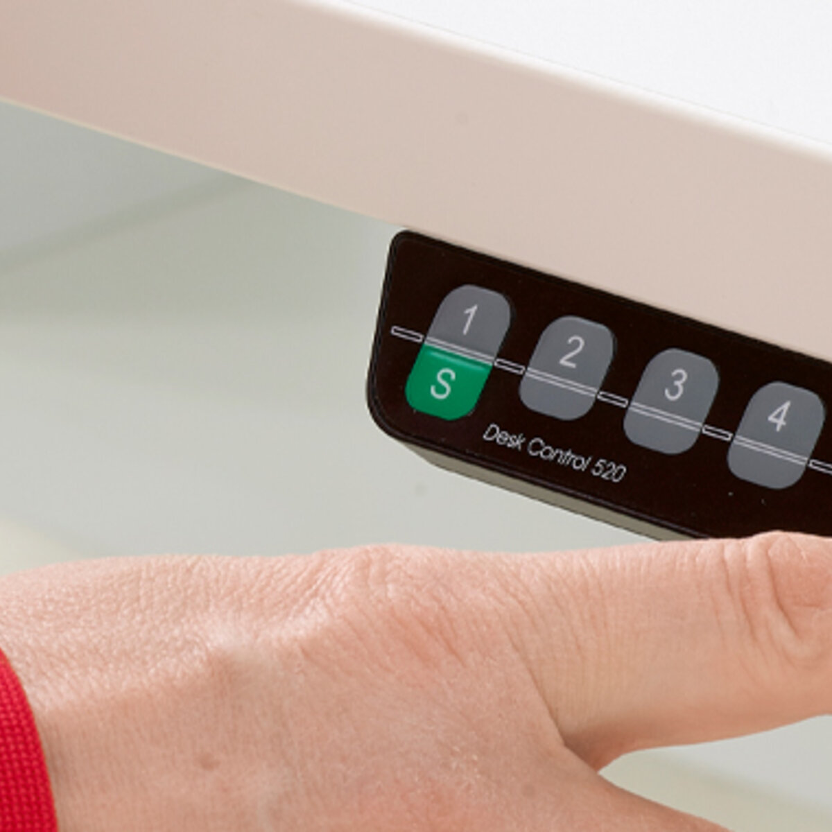 Electric workbenches | Enhance Ergonomics and Productivity | Treston ...